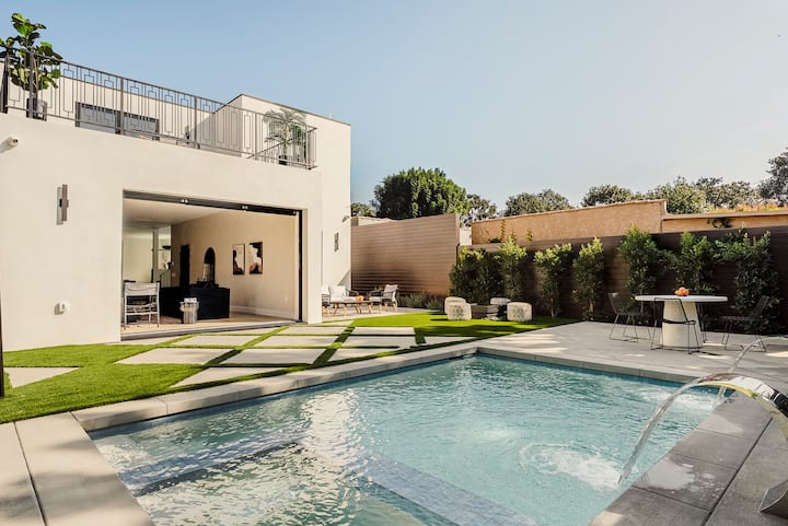 Tilden House | Designer Pool Home In West La - Los Angeles, CA