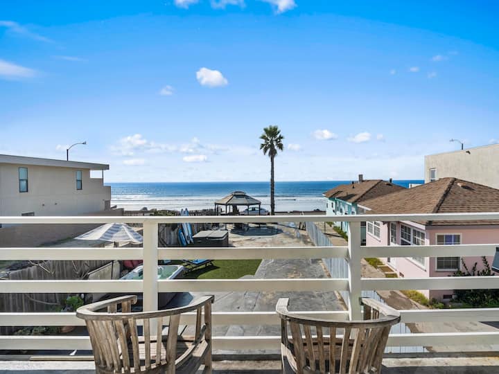 Beachfront Strand Cottage 2 Bed 1 Bath Upper Unit - Oceanside, Californie