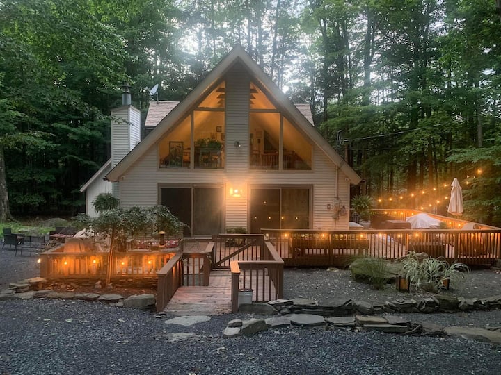 Hot Tub•ski Hill•dog Ok•golf•pickleball - Lake Wallenpaupack, PA