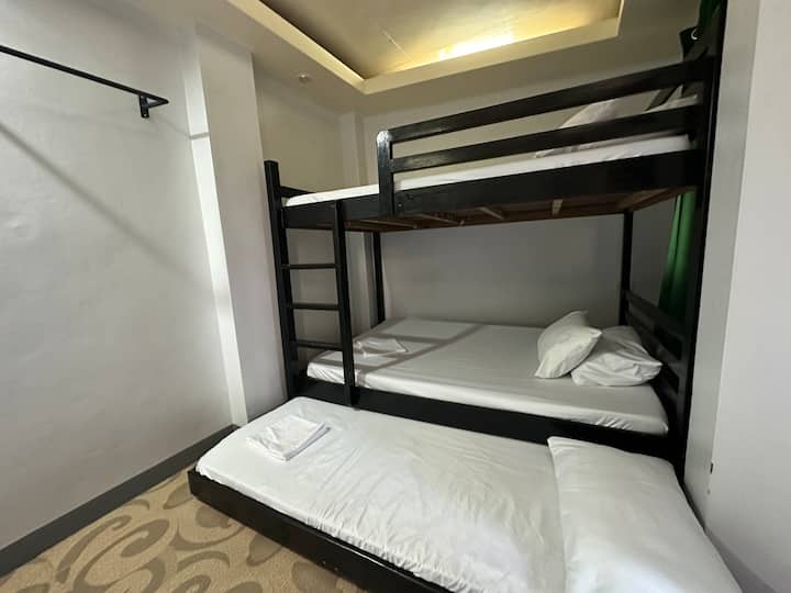 Baler Niña's 10 Pax Room - Baler