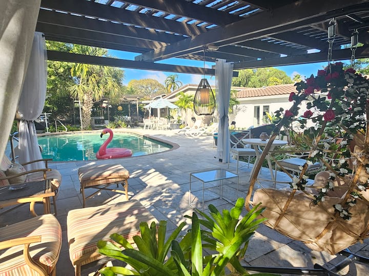Spacious Mid-century House 4br/heated Pool/hottub - Fort Lauderdale, FL