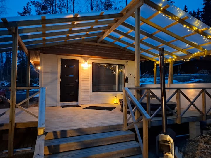 Tunnelmallinen Mökki Saunalla - Ihana Irtiotto - Kuhmoinen