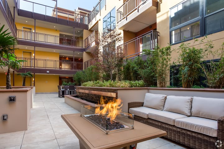 Walk+shop+dine | Garage | Dogs Ok - Walnut Creek, CA