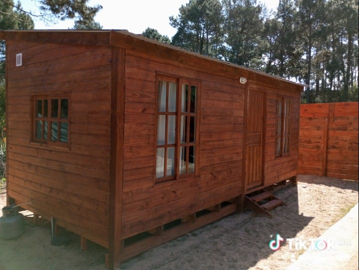 Espacios Verdes Pileta Parrilla - Punta Ballena