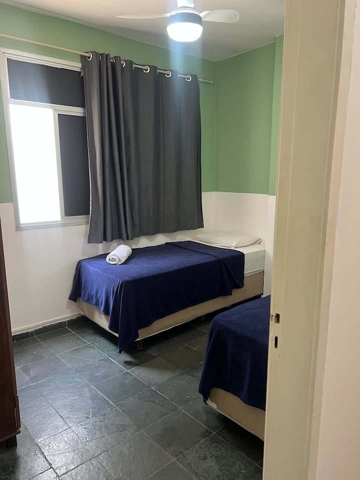 Apt 3 Qtos Perto Da Praia E A 900m Da Ufes - Vitoria