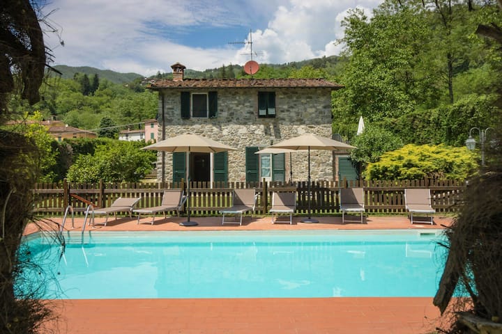 Charming Stone House Near Lucca And Garfagnana - Tuscany