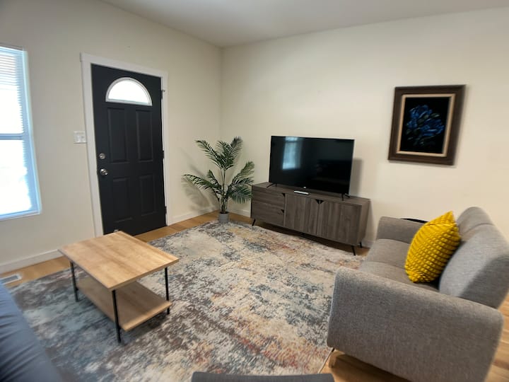 The Summit Townhome - Indianapolis, IN