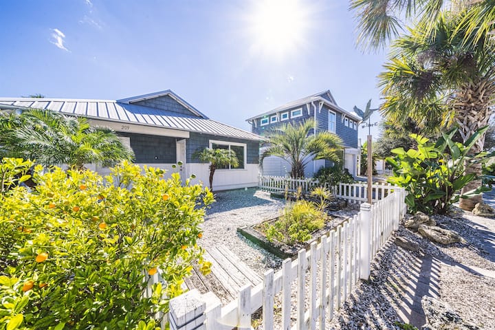 Family Tide Retreat/heated Pool & 2 Spas - St. Augustine, FL