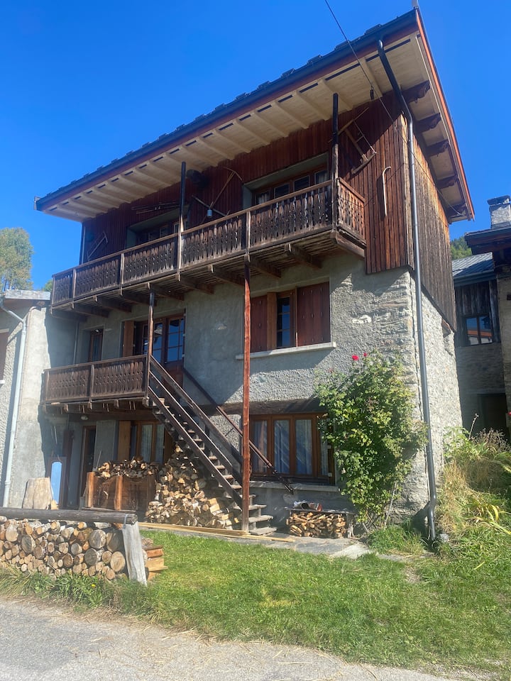 Grand Appartement Indépendant Au Bas Des Pistes - Arc 2000
