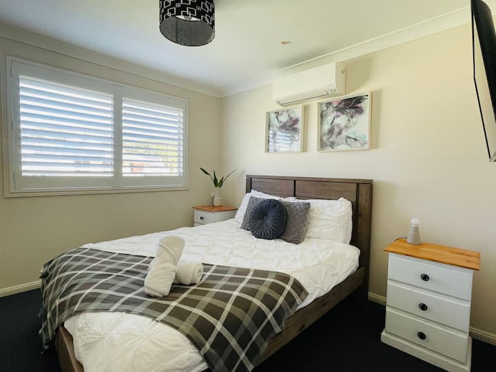 Worrigee 3br Near Shops With Parking - Nowra