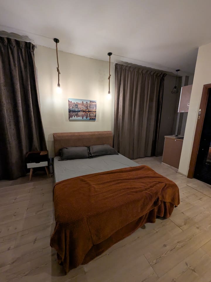 Wanderlust Mini Studio - Brunei