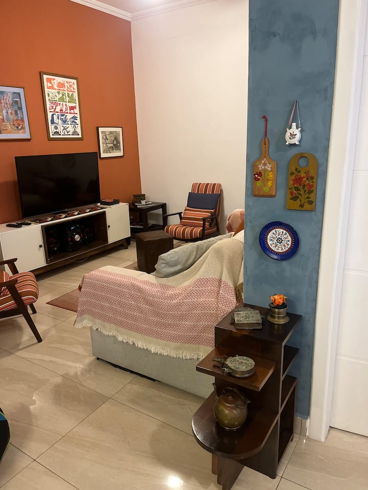 Apartamento Agradável A Uma Quadra Da Praia - Guarujá