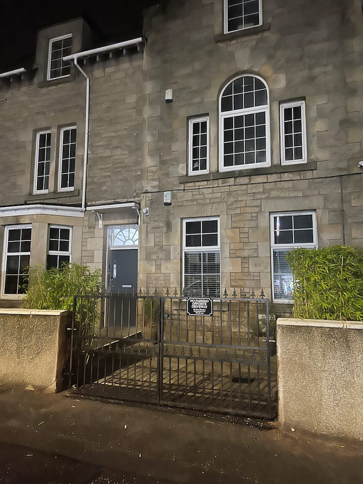 Premier Studio Flat B - Linlithgow