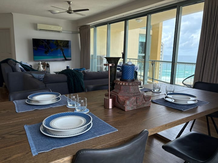 Surfers 2br Huge Apartment. Best Resort Facilities - Gold Coast