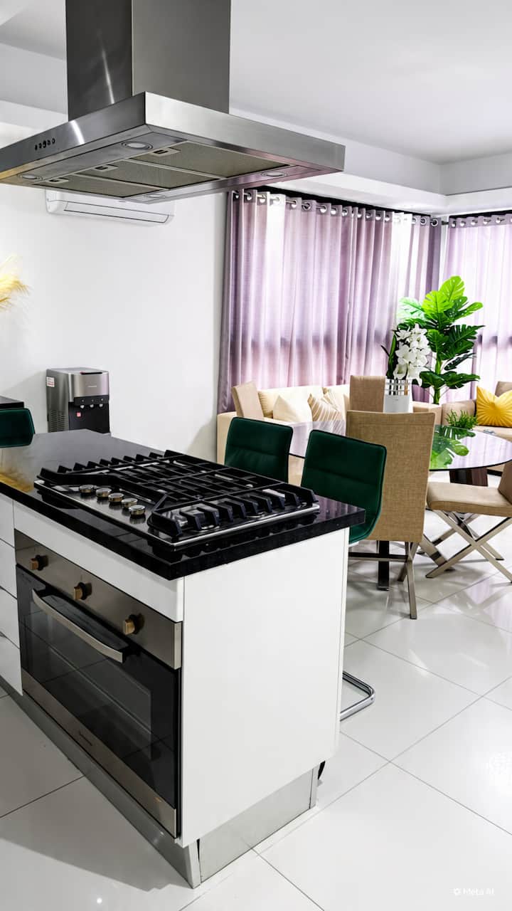 Renovated Torre Amg Suites  1-bed Flat In Bella Vista - Santo Domingo