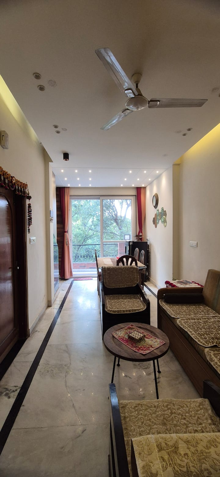 Modern/luxury/spacious/cozy/family/200mpbs/central - Rajasthan