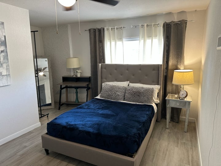 Casita House🏠,3 Beds🛌,cute Space Ac,st Parking🛻 - San Antonio, TX