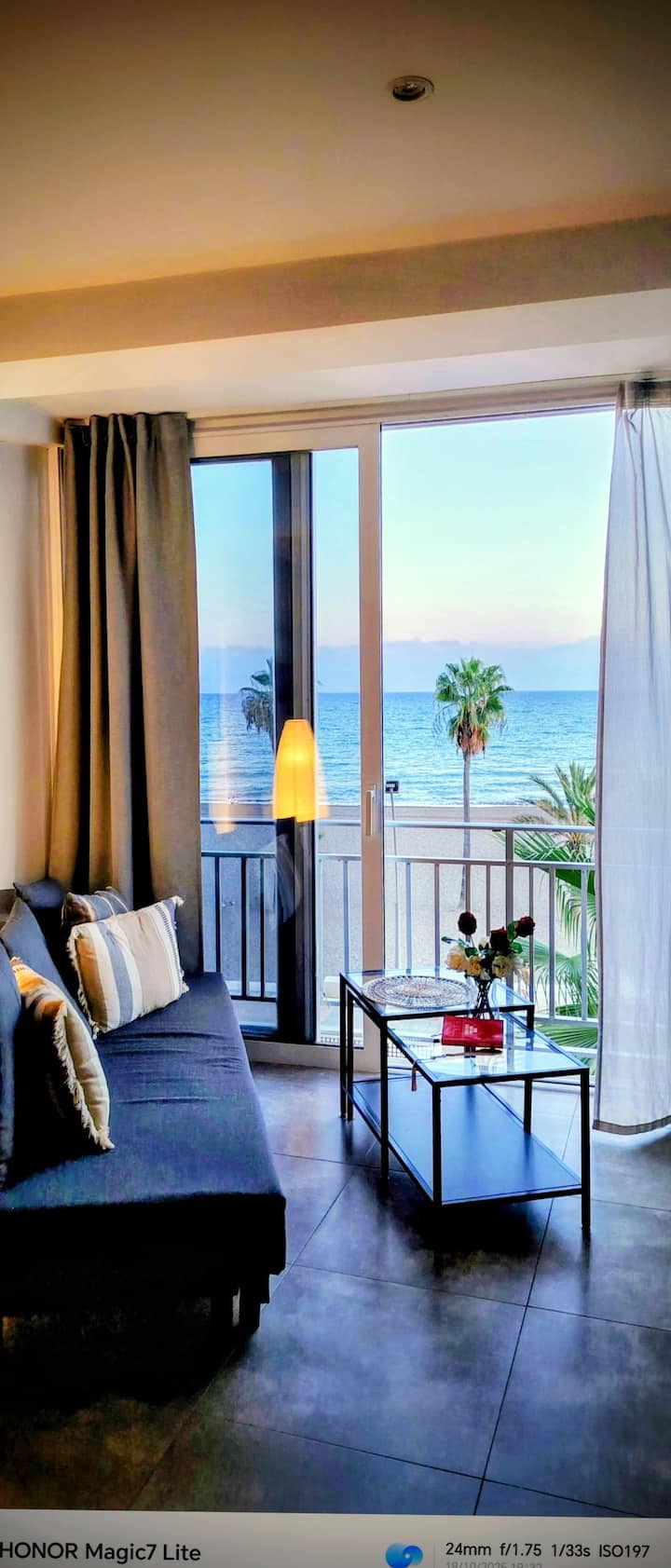 Appartement Face Mer 51m2 - 埃斯特波納