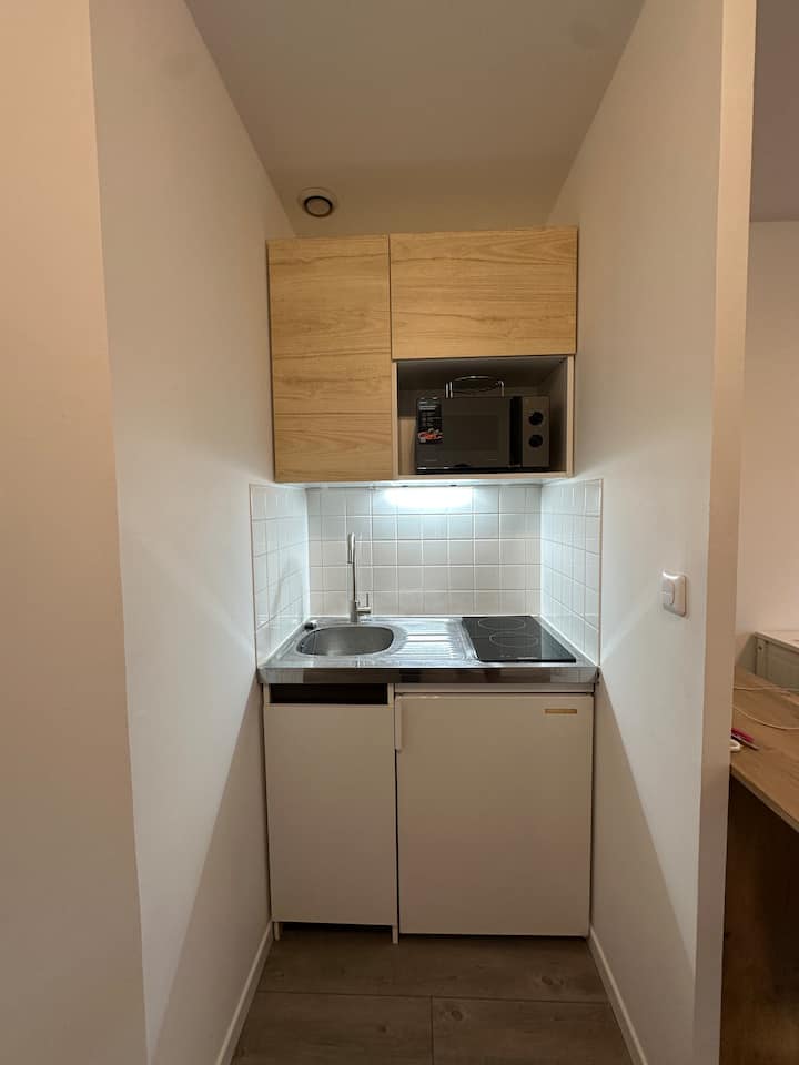 Agréable Studio Meublé, à Proximité De La Gare - Rennes