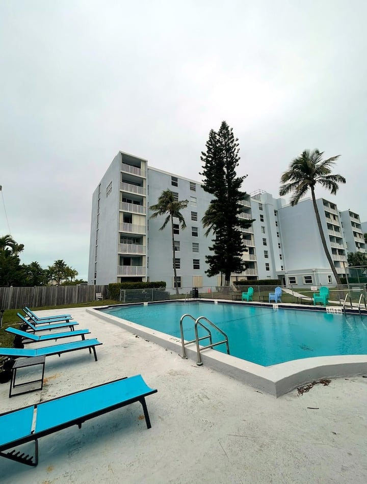 Lovely 2 Bed | 2 Bath Condo W/ Pool And More - Key West, FL