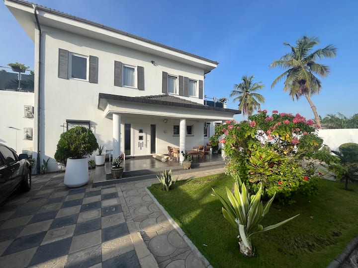 Petit Hambourg Villa Avec Piscine - Togo