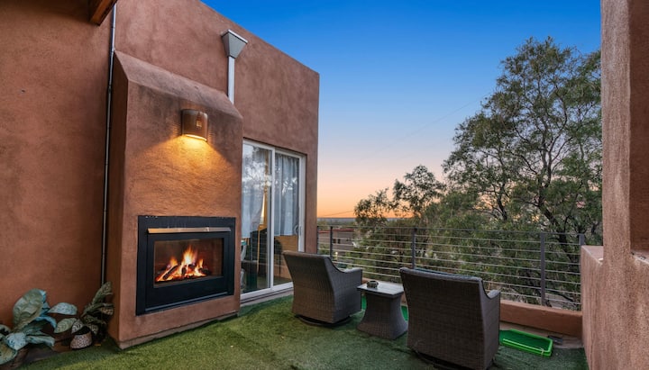 King's Home | 100”hdtvs | Clean | Safe Area | View - アルバカーキ, NM