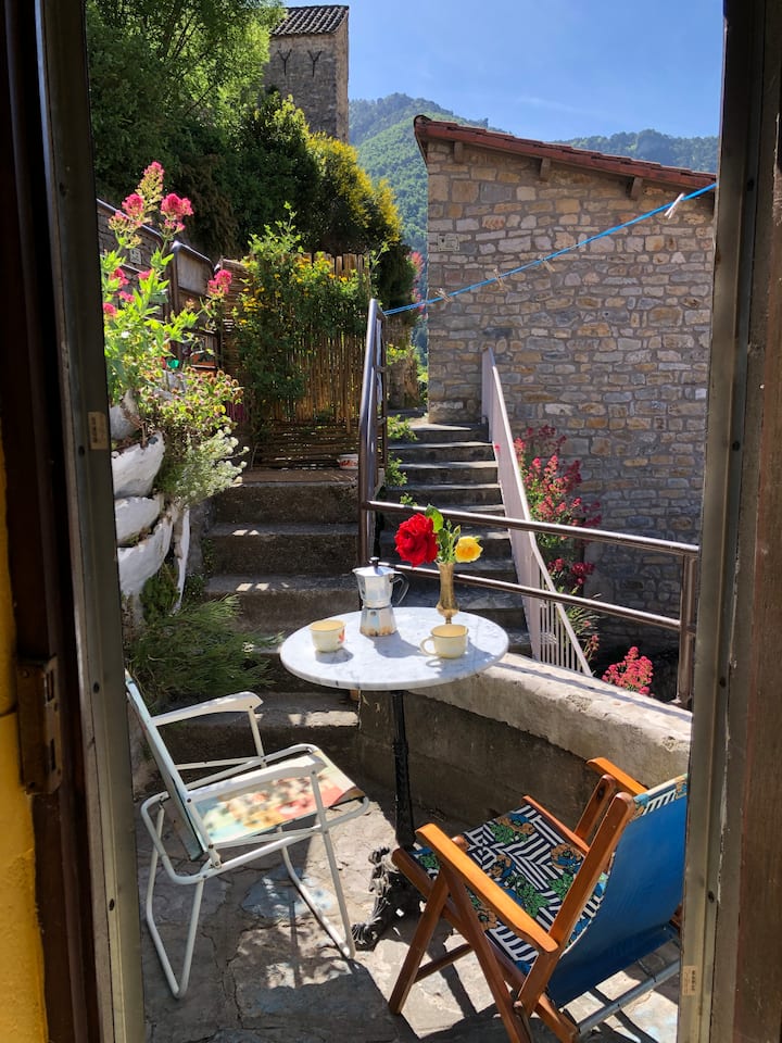 Une Tiny House En Aveyron - Rivière-sur-Tarn
