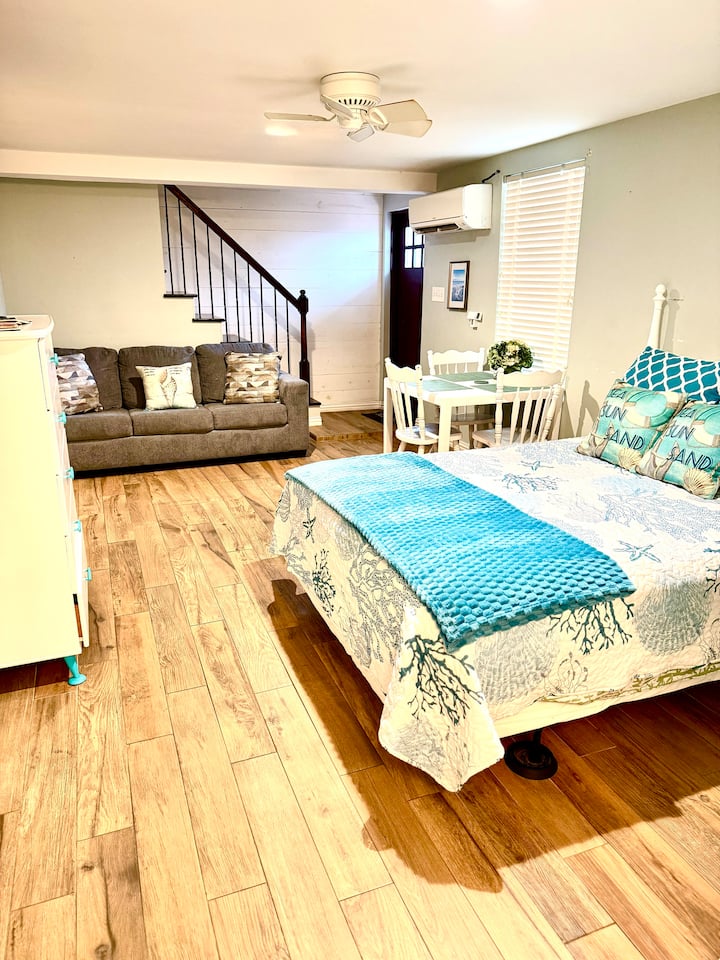 Walking Distance To The Beach - Texas