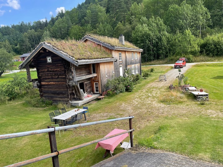 Gammelt Og Nytt, Hånd I Hånd. - Rysstad