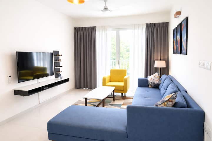 The 'Cozy Box' Beautiful 2bhk Condo At Dabolim - Goa
