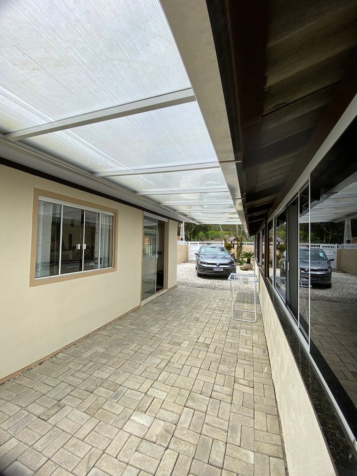 Casa Em Bombinhas Com Piscina - Bombinhas