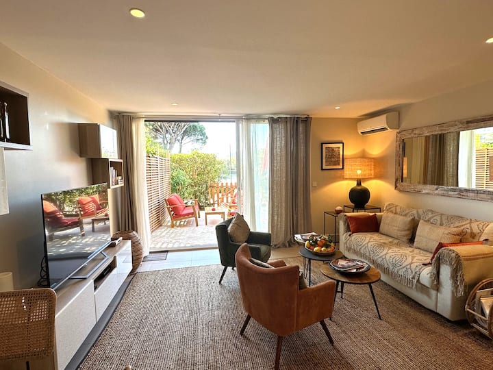 Appartement Entièrement Rénové Avec Terrasse - Saint-Tropez