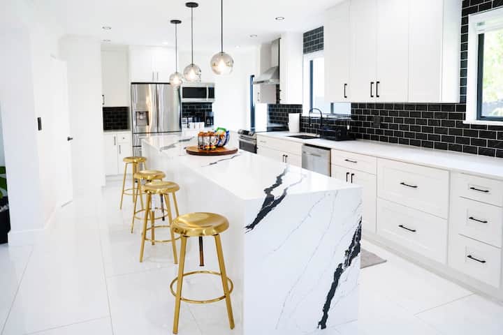 5 Mins To Hard Rock | Modern 3br Escape - Miami Gardens, FL