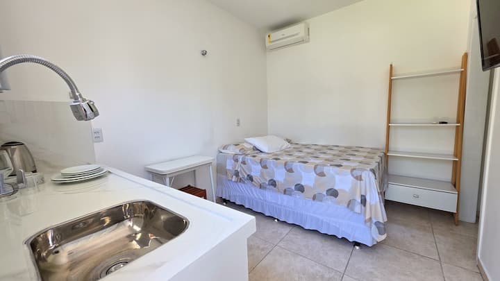 Studio 01 Na Lagoa Com Estacionamento E Wi-fi - Florianopolis