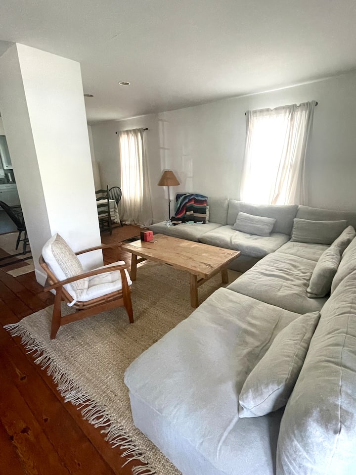 1885 Village Getaway - New Paltz, NY