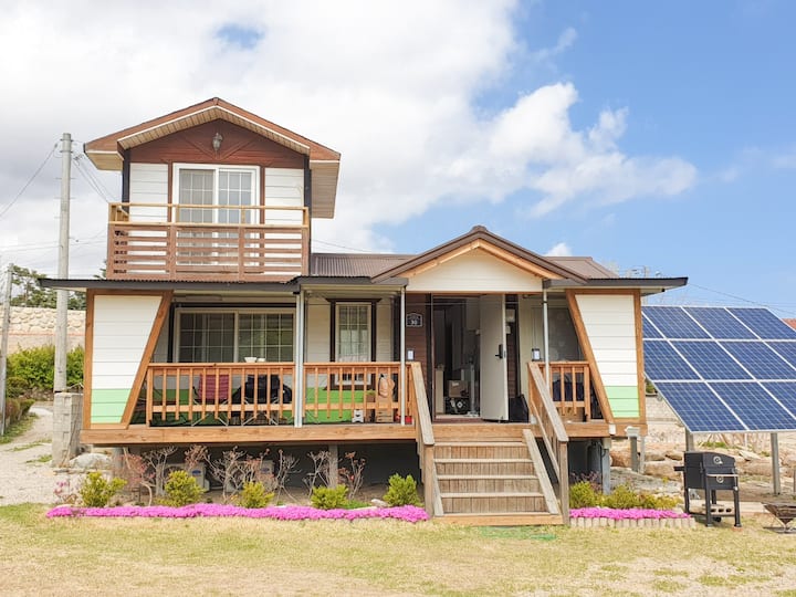 [강원-고성]독채#숲속오두막#울산바위#애견운동장#별멍&숲멍&불멍#바베큐 그릴무료대여# - 고성군