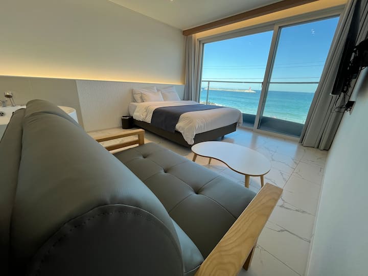 근접오션뷰/화이트우드1번/스세권,유명관광지/스파욕조/문자주시면할인 - Gangneung-si