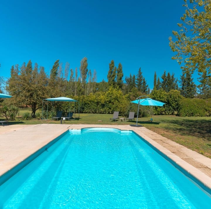 Gîte 4* Quiétude à Roussillon Avec Piscine Pour 4 - Roussillon