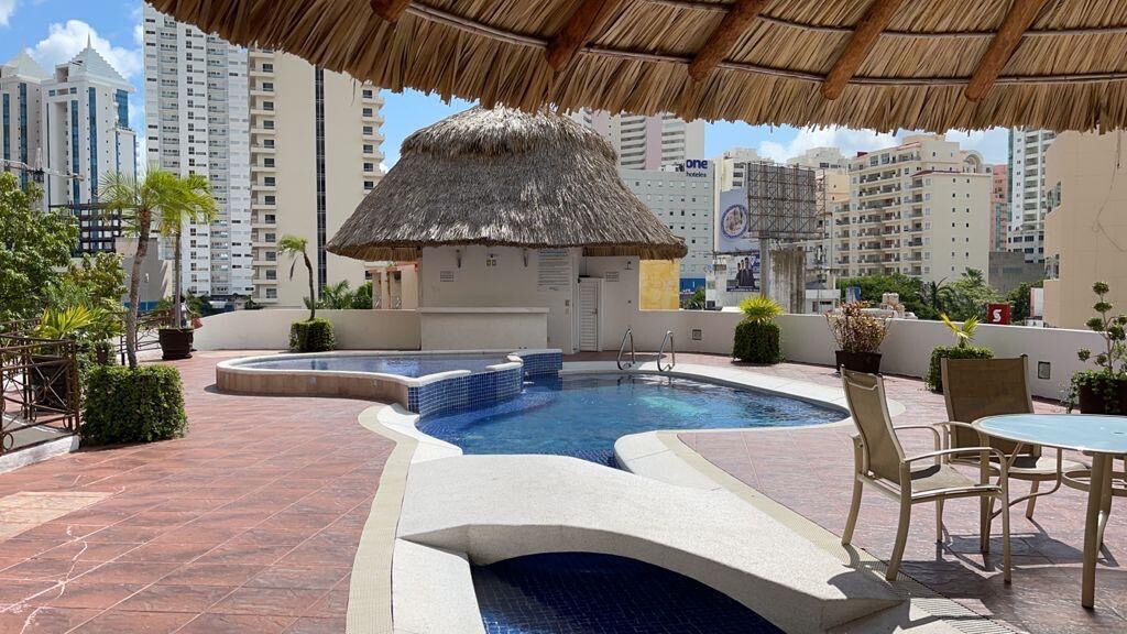 Ground floor, gym and pool. - Holiday homes for Rent in Acapulco de ...