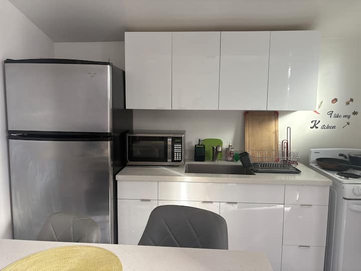 Private Studio Near The Sphere & Shared Pool By Prior Arrangement. - Las Vegas