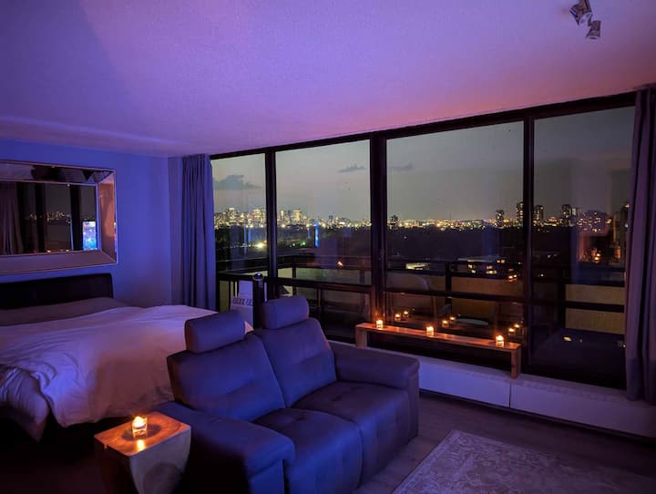 Condo Vue Splendide Sur La Ville Et Fleuve - Montreal