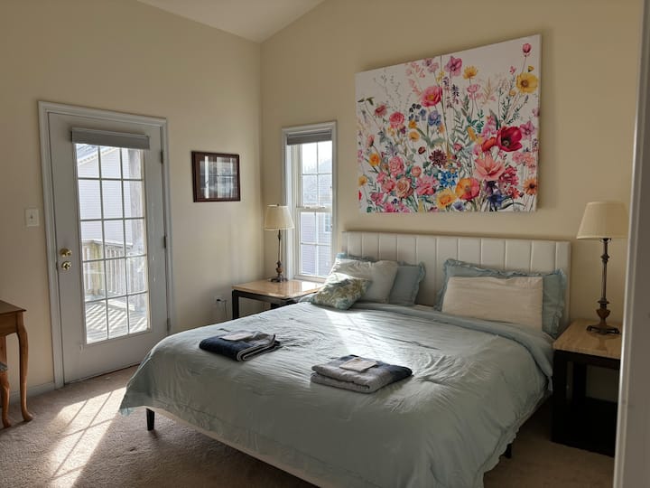 Sunny Townhouse 3 Bedroom, Walk To Shops. - Columbia, MD