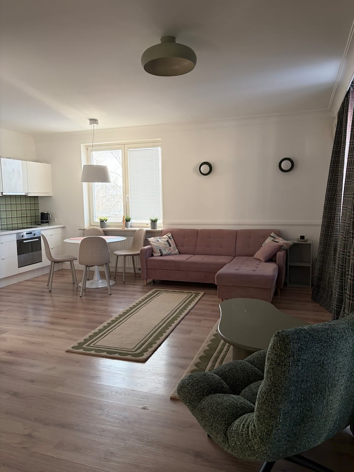 Przytulny Apartament Na Saskiej Kępie W Warszawie