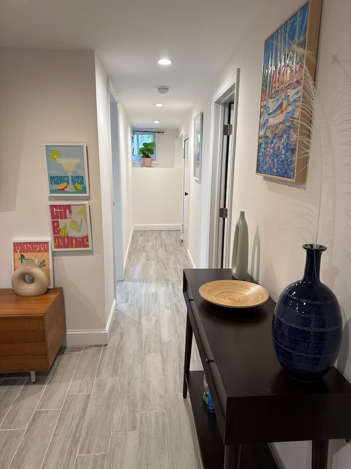 Cozy Place With All Services In Brooklyn Train J - Middle Village - Queens NY