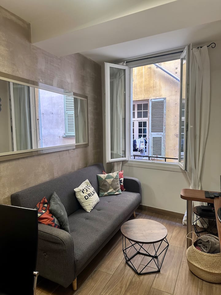 ÉLégant 3 Pièces Au Cœur Du Vieux Nice - Nice