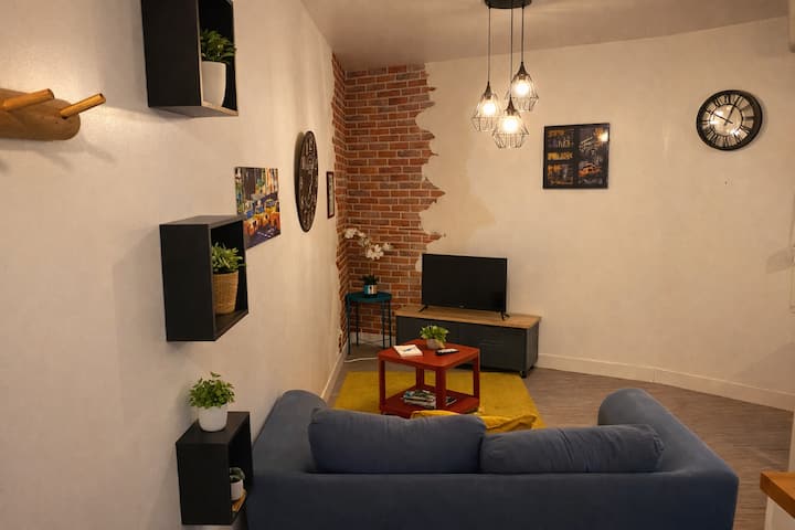 Sedan-la Hestia à 2 Pas Du Château Et Du Centre - Sedan