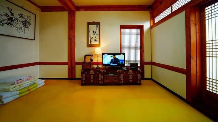 Jeonju Gwigeoraesa Hanok Stay - Jeonju-si