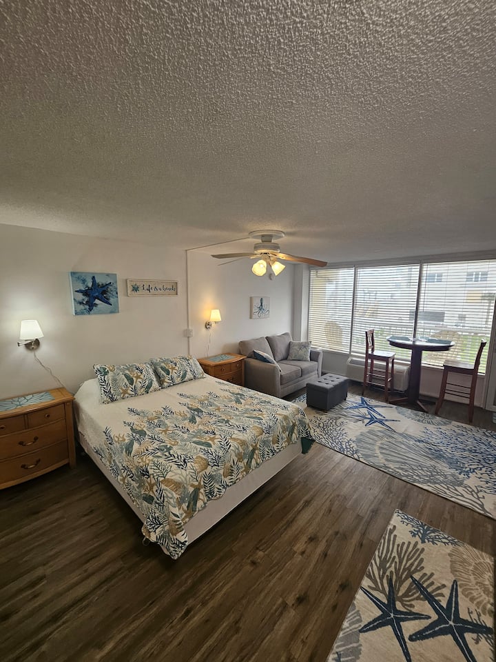 Seaside Sanctuary - Daytona Beach Shores, FL