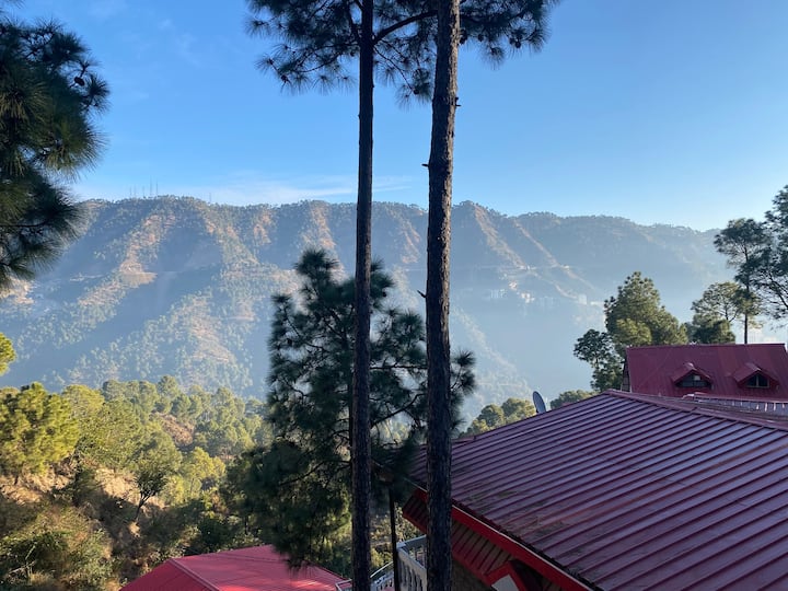 Rustic Pines-3 : 1bhk Homestay | Hill View Retreat - Solan