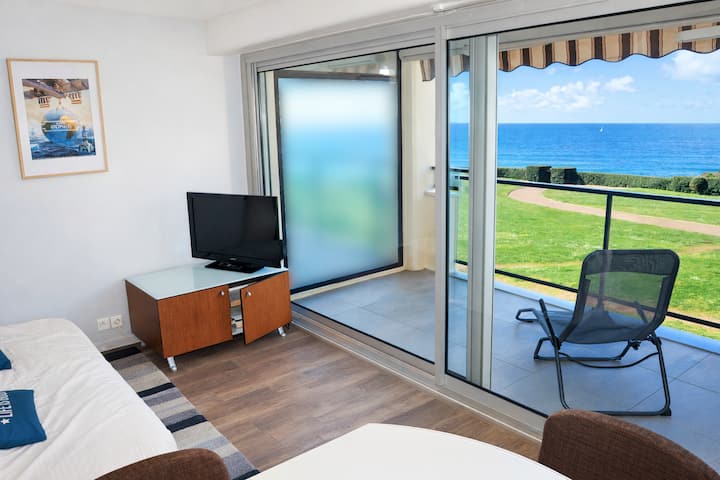 Agréable T2 En Front De Mer, Plage En Sortant. - Pornic